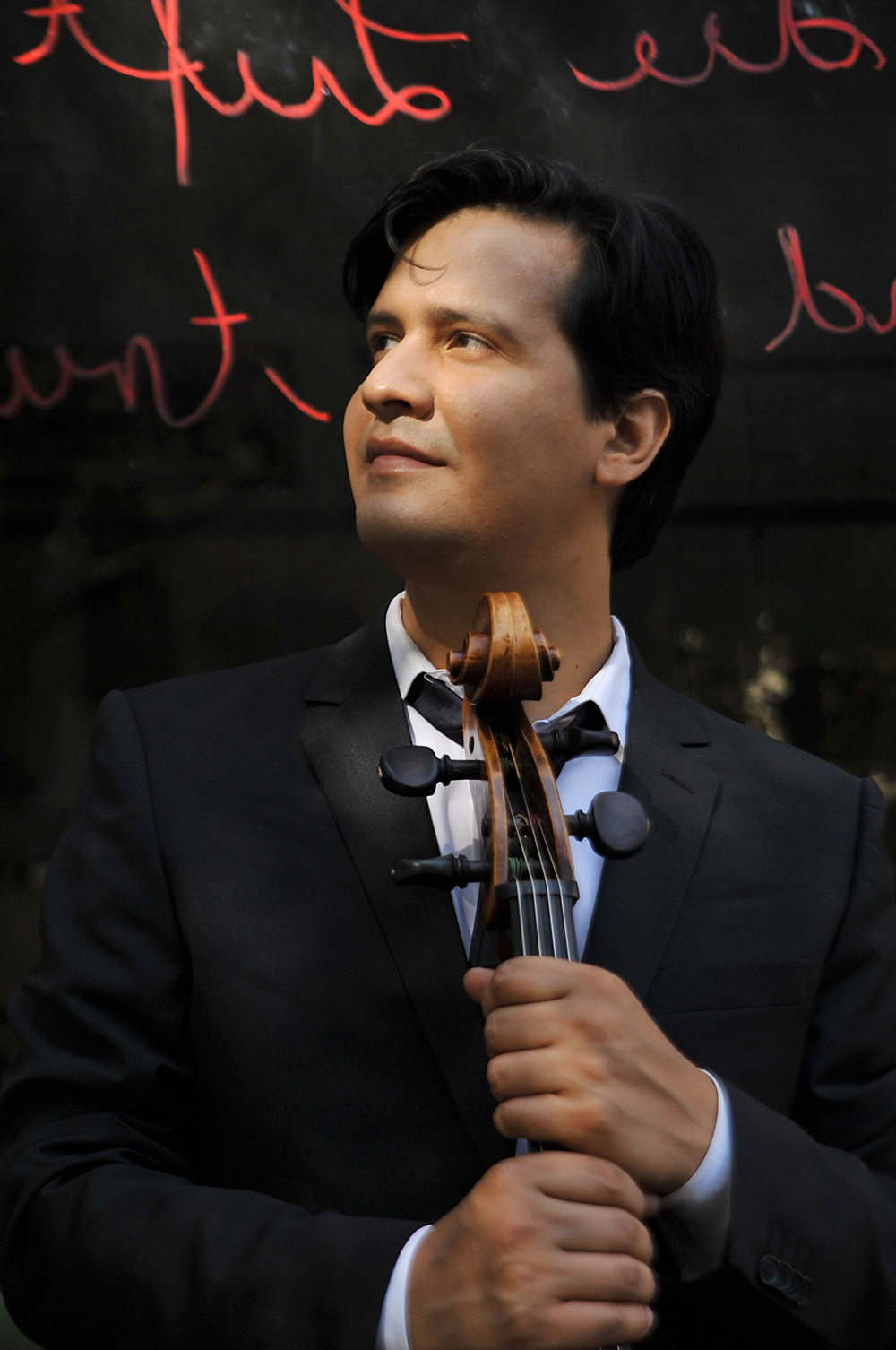 Porträt Claudio Bohórquez - Fußball oder Cello? - concerti.ch